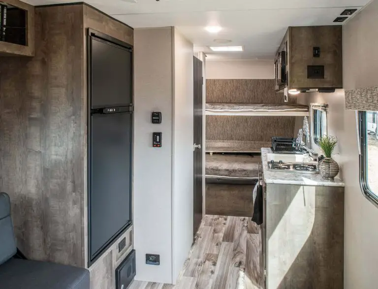 Ultra Lightweight Toy Hauler - 10 of the lightest trailers around!